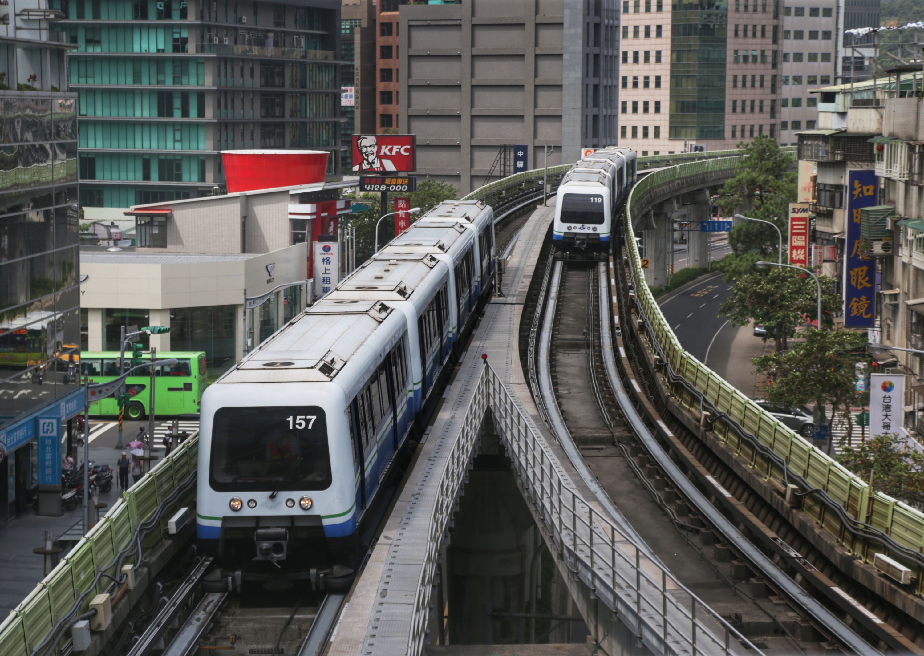 MRT Taipei Mengalami Gangguan Teknis Hingga MRT Tidak Berhenti di Tiga ...